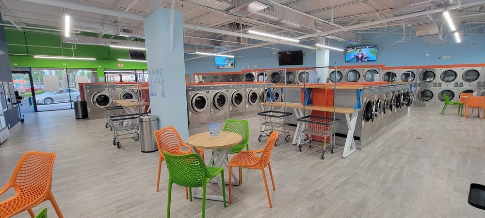 CLEAN ZONE LAUNDRY - Updated May 2025 - 33 Photos - 2911 N Military Trl ...