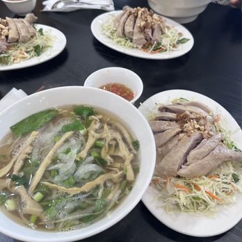 BUN VIT THANH DA - 214 Photos & 136 Reviews - 9066 Bolsa Ave ...