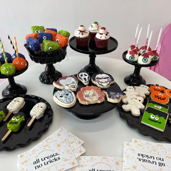 SWEET E’S BAKE SHOP - 374 Photos & 548 Reviews - 4574 W Adams Blvd, Los ...