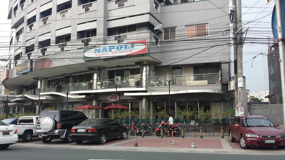NAPOLI PIZZERIA RISTORANTE - Updated October 2025 - Timog-Morato ...