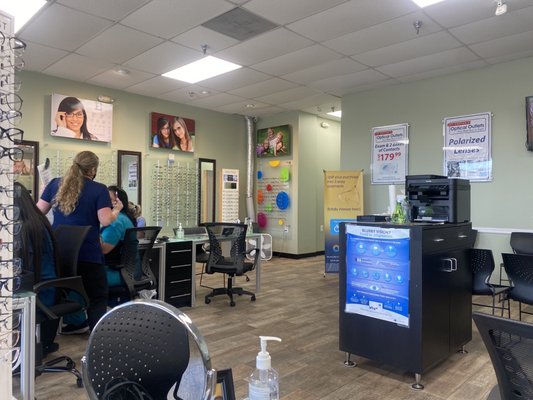 OPTICAL OUTLETS - Updated October 2025 - 44 Reviews - 883 E ...