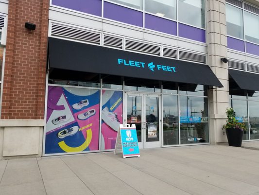 FLEET FEET - Updated August 2025 - 21 Photos & 78 Reviews - 150 W ...