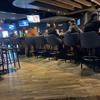 STONEHOUSE & QUARRY LOUNGE - Updated October 2025 - 23 Photos & 31 ...