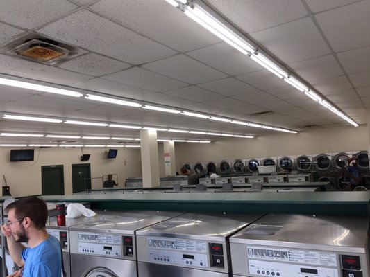 SUPER LAUNDRY - Updated November 2025 - 17 Reviews - 4368 Reading Rd ...