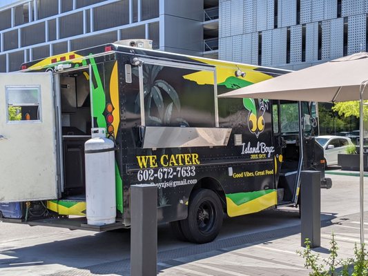 ISLAND BOYZ JERK SPOT - Updated July 2025 - 11 Photos & 22 Reviews ...