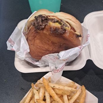 MARATHON BURGER - Updated December 2025 - 440 Photos & 295 Reviews ...