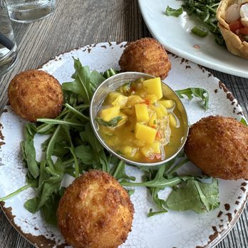 THE STANDARD CUISINE & COCKTAILS - Updated June 2024 - 172 Photos & 127 ...