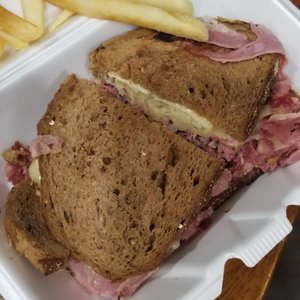 HOUSE OF REUBEN - 67 Photos & 96 Reviews - 7850 Metropolitan Pkwy ...