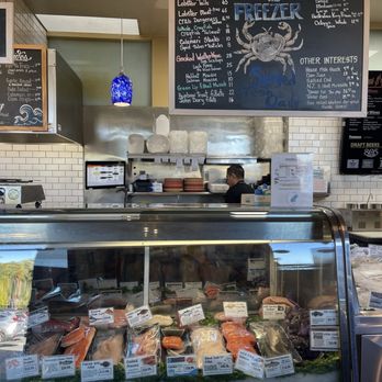 PIER 46 SEAFOOD MARKET & RESTAURANT - Updated July 2024 - 574 Photos ...