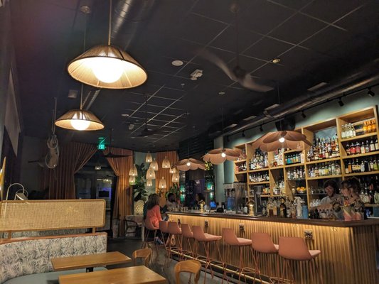 THE EMERALD LOUNGE - 29 Photos & 14 Reviews - 2416 Jefferson Ave ...