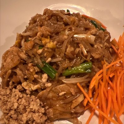 PRU THAI - Updated December 2025 - 166 Photos & 198 Reviews - 6 E Main ...