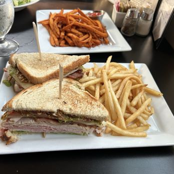 CHAMBERS BAY GRILL - Updated August 2025 - 142 Photos & 179 Reviews ...