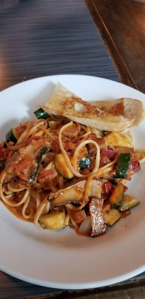 THE BINBROOK GRILL - 19 Photos & 19 Reviews - 3020 Binbrook Rd ...