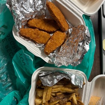 JOHNNY RAD’S PIZZERIA TAVERN - 276 Photos & 404 Reviews - 2108 Eastern ...