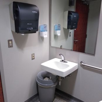 INTEGRIS SOUTHWEST MEDICAL CENTER - Updated June 2025 - 20 Photos & 27 ...