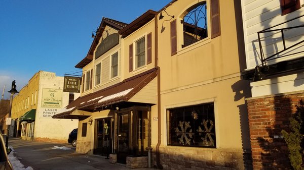 THE NEW PARK TAVERN - 250 Park Ave, East Rutherford, New Jersey - 254 ...