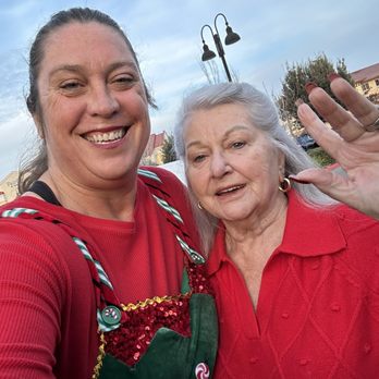 SIZZLER - Updated August 2024 - 92 Photos & 330 Reviews - 3101 Hotel Dr ...