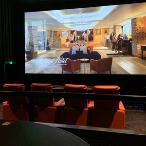 IPIC REDMOND - 365 Photos & 807 Reviews - Cinema - 7330 164th Ave NE ...
