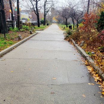 PERSHING FIELD PARK - Updated April 2024 - 37 Photos & 20 Reviews - 201 ...