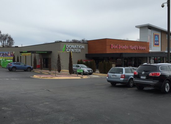 RED RACKS - Updated December 2025 - 14 Photos & 17 Reviews - 2843 E ...