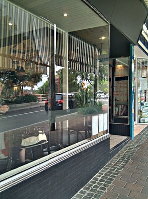 RICKY’S CAFE UNDER THE BRIDGE - Updated December 2025 - 12 Photos & 17 ...