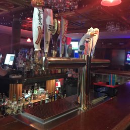 MT ROYAL INN - Updated May 2025 - 36 Photos & 29 Reviews - 137 Kings ...