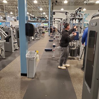 UFC FIT PUYALLUP - Updated October 2025 - 34 Photos & 35 Reviews - 307 ...