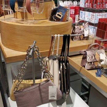 TARGET - Updated September 2025 - 701 Photos & 43 Reviews - 150 E 86th ...