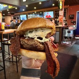 BLUE DOOR PUB COMO AVE - Updated September 2025 - 305 Photos & 246 ...