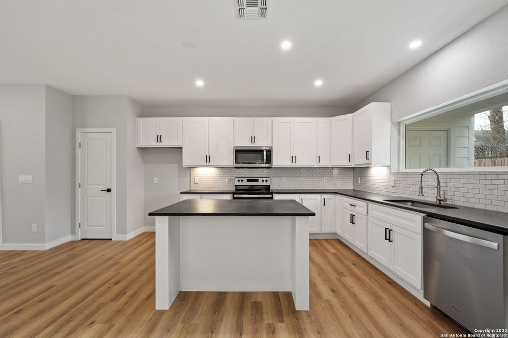 MAXWELL PAINTING - Updated July 2025 - Montville, New Jersey - Painters ...