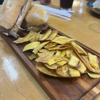 THE CUBAN CORNER BY TAPAS - Updated November 2025 - 41 Photos & 17 ...