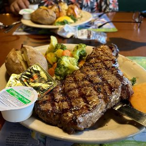 ROUGHSTOCKS GRILL - Updated April 2025 - 20199 E Pennsylvania Ave ...