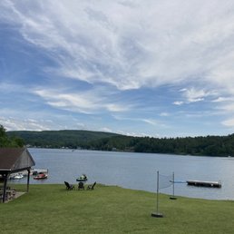 MAPLE ON THE LAKE - Updated June 2025 - 102 Photos & 87 Reviews - 141 ...