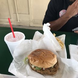 CHAMP BURGER - 194 Photos & 290 Reviews - 304 Sampson St, Houston ...