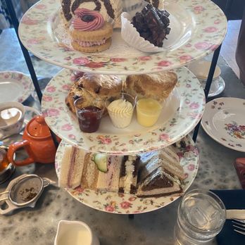 A TASTE OF BRITAIN - Updated July 2024 - 416 Photos & 425 Reviews - 503 ...