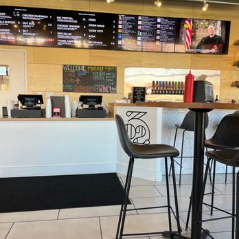 302 WHEATON - Updated April 2025 - 140 Photos & 195 Reviews - 302 W ...