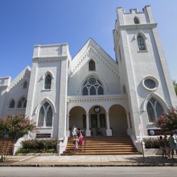 Best Sunday Evening Church Services Near Me - December 2025: Find ...