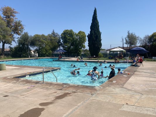 SOUTHGATE SWIM CLUB INC - Updated October 2025 - 10 Photos & 12 Reviews ...