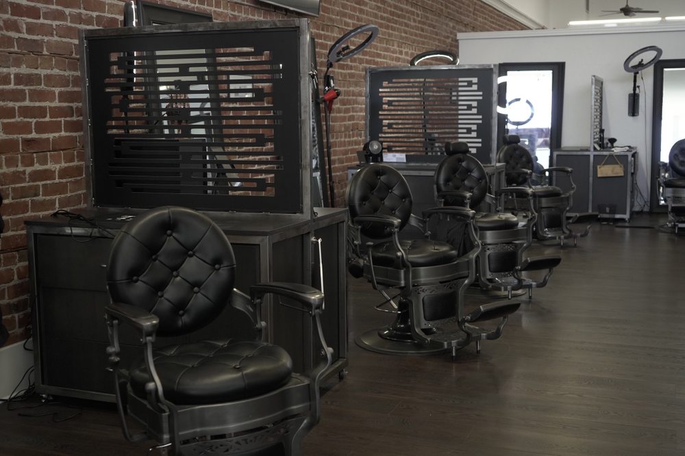 BARBER CLUB TURLOCK - 53 Photos & 29 Reviews - 132 S Center St, Turlock ...