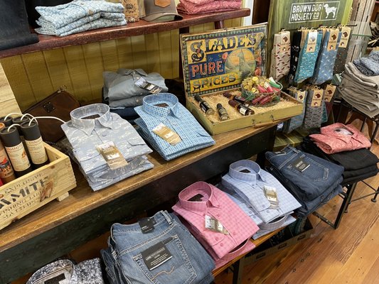 THE GRADY MARKET - Updated August 2025 - 19 Photos & 13 Reviews - 76 Water St, Apalachicola ...