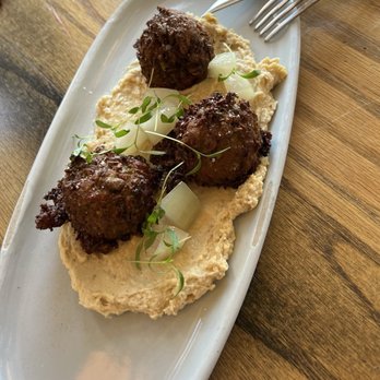 COMMUNAL - Updated August 2024 - 769 Photos & 763 Reviews - 102 N ...