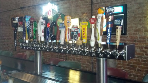 SNAPPERS BAR & GRILL - Updated October 2025 - 19 Photos & 46 Reviews ...