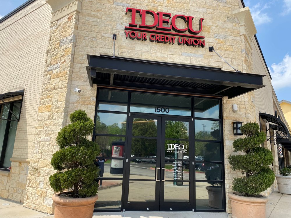 TDECU WOODLANDS SIX PINES - Updated February 2025 - 9595 Six Pines Dr ...