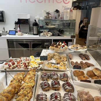 HEEMEE COFFEE + BAKERY - Updated January 2025 - 341 Photos & 161 ...