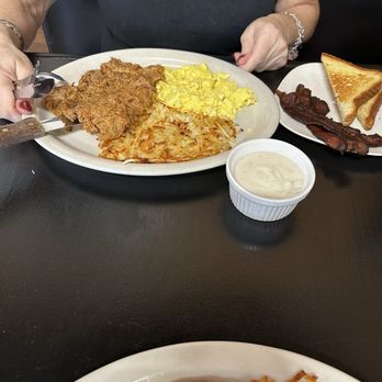 TEXAS TOAST BREAKFAST AND BURGERS - Updated December 2025 - 57 Photos ...