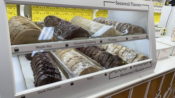 FRANKENMUTH FUDGE KITCHEN - Updated October 2024 - 170 Photos & 82 ...