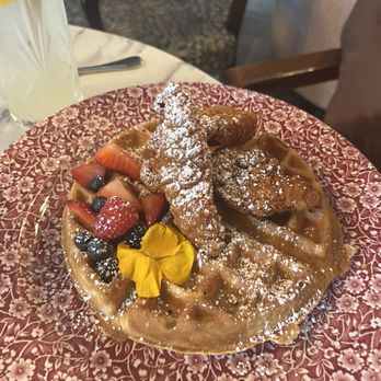 LITTLE HEN - Updated July 2024 - 2627 Photos & 1028 Reviews - 3451 NE ...