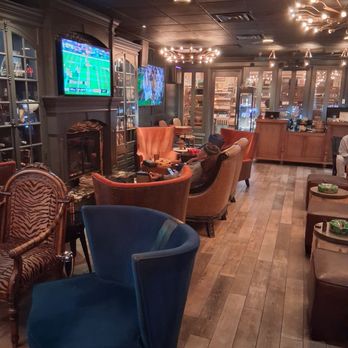 TAP N ASH SOCIAL CLUB - Updated June 2026 - 221 Photos & 127 Reviews ...