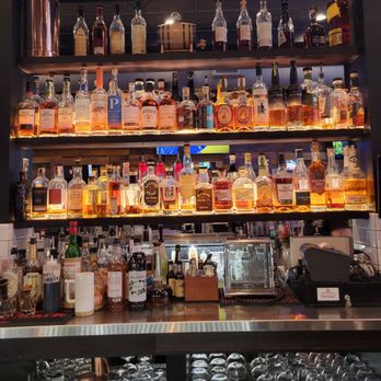 PUB 819 - Updated September 2025 - 369 Photos & 403 Reviews - 819 ...