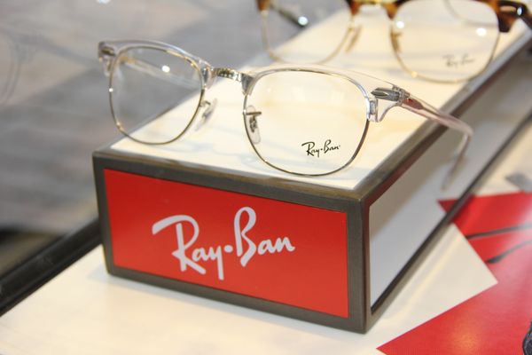 IN FOCUS EYE CARE CENTER - Updated October 2025 - 21 Reviews - 8660 W ...